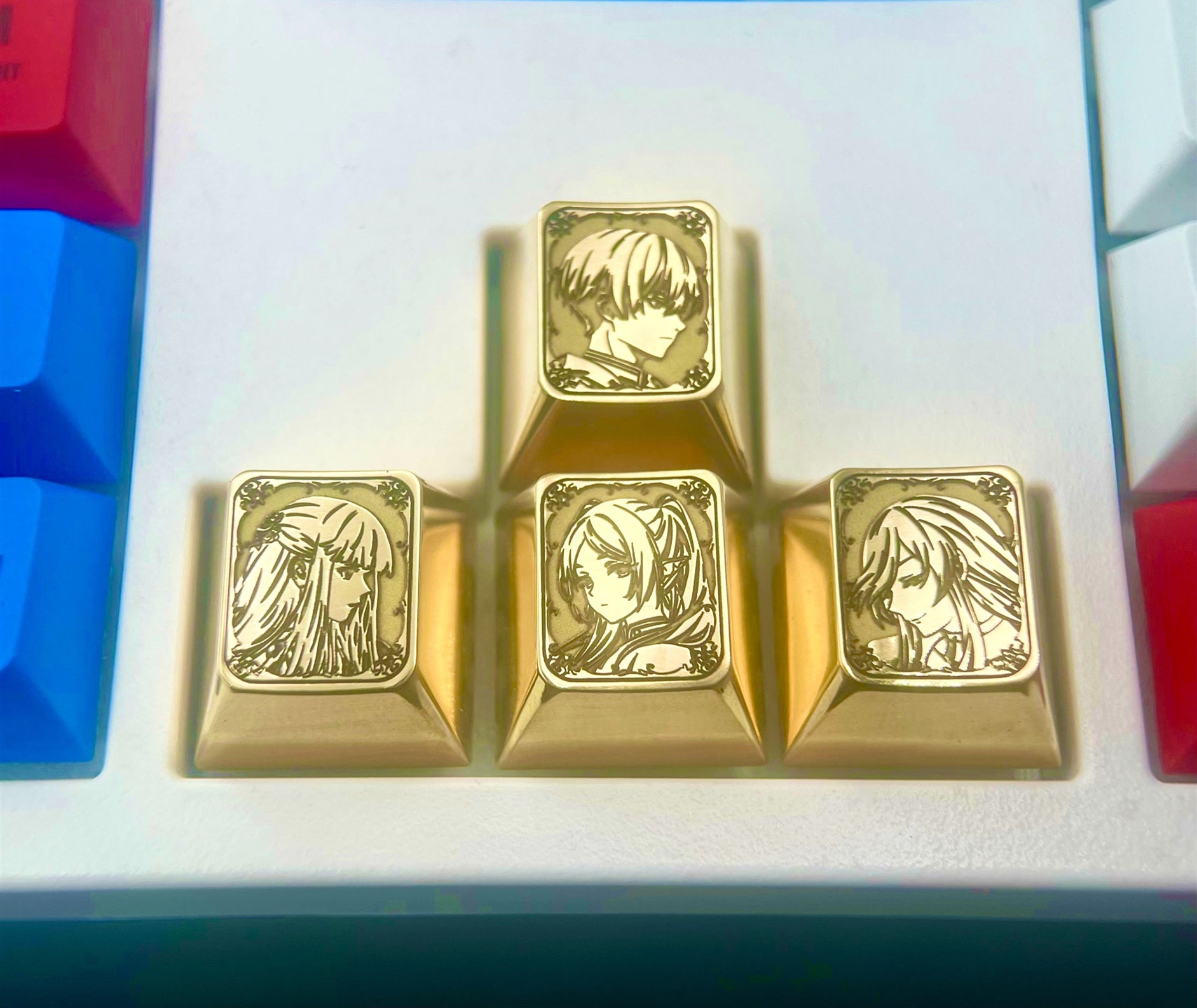 Frieren Beyond Journey's End， Brass carving, directional key set, keyc – bobkeyboard